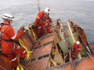 MV Rena Shipwreck: New Zealand's Worst Maritime Disaster in Photos