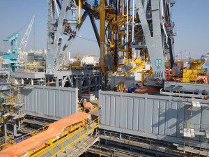 PHOTOS: Drillship Derrick Heavy Lift at HHI
