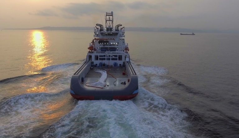 BEAST Mode: New Long-Haul Tug 'ALP Striker' Delivers Huge 310 Ton ...
