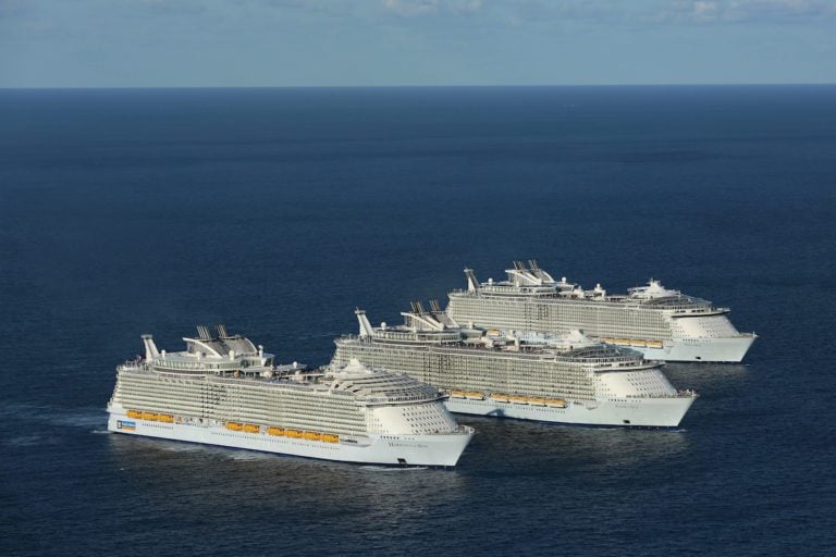 Ship Photos of the Day - World's Three Biggest Cruise Ships Meet at Sea