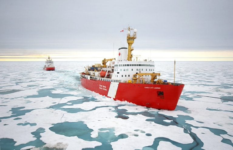 Canada Promises Two Arctic Icebreakers in Pre-Election Job Boost