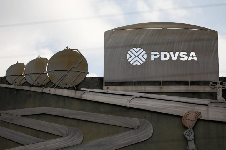 Trump Says Nations Buying Venezuela Oil, Gas Face 25% Charge