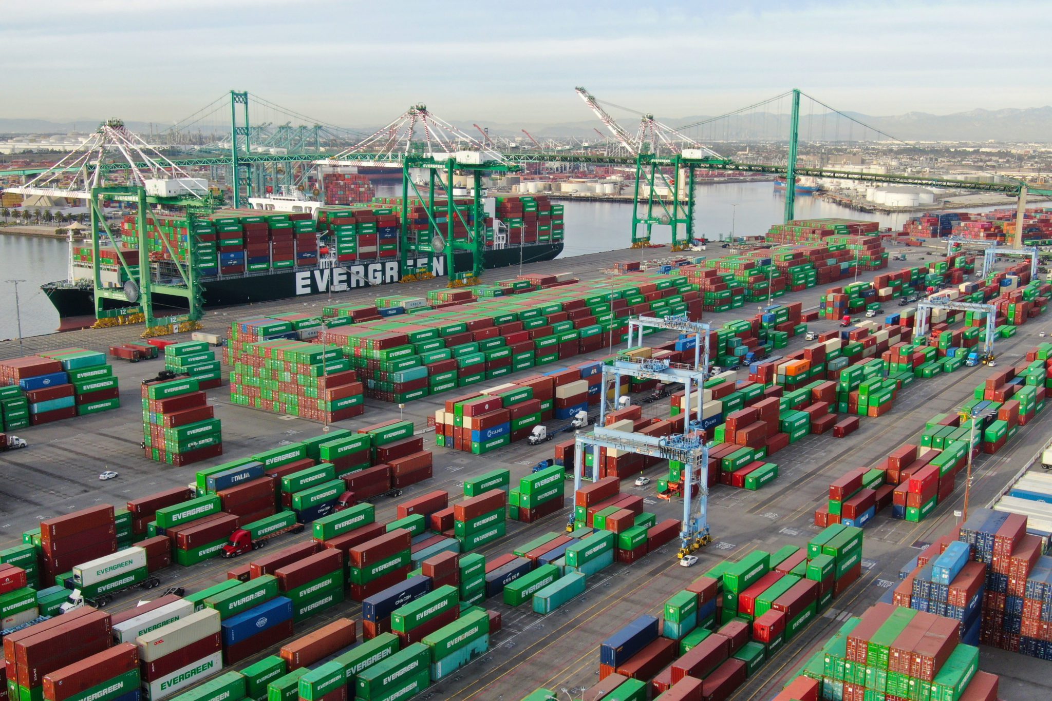 Port of Los Angeles Completes Everport Container Terminal Upgrades