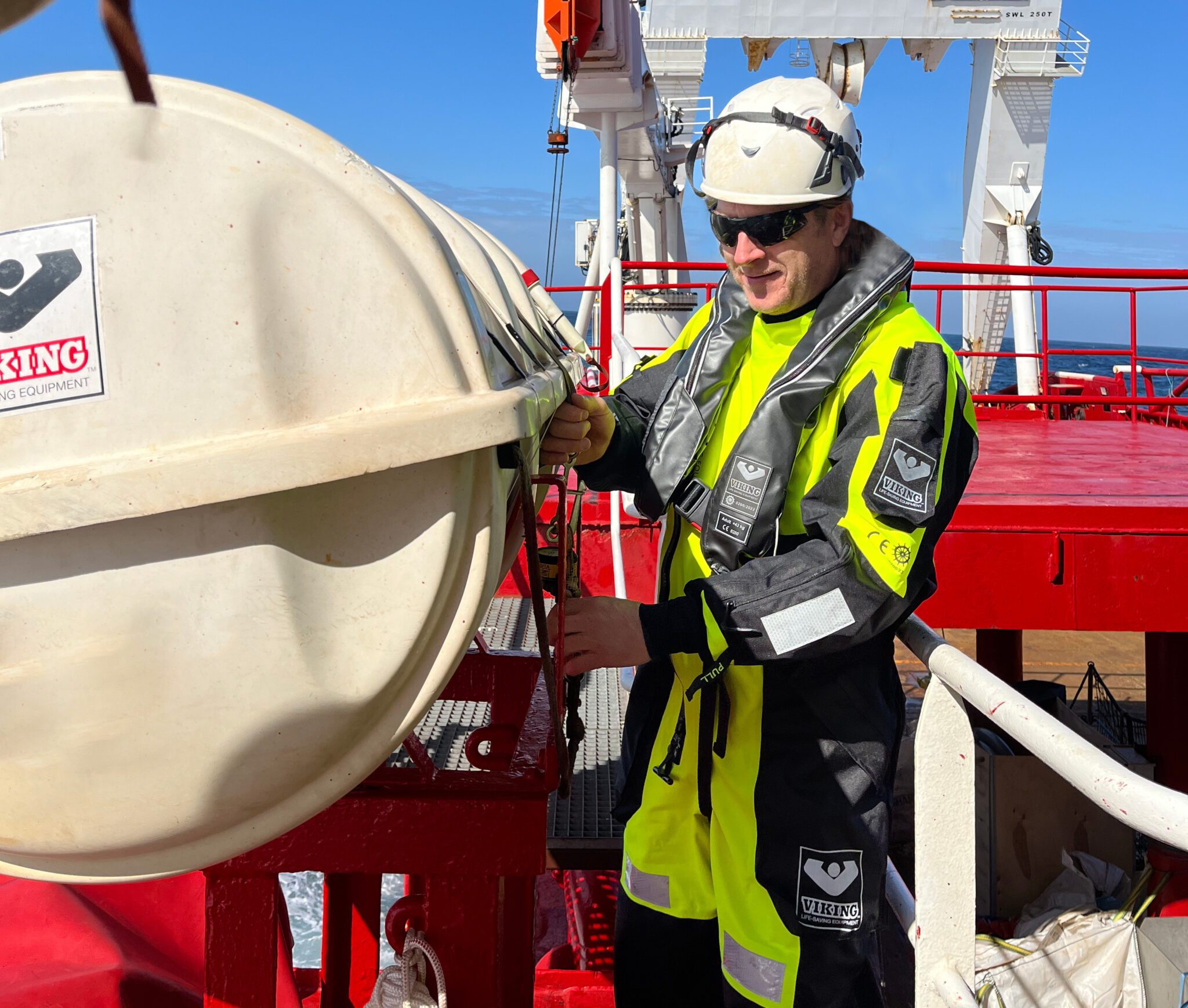VIKING Completes YouSafe™ Constant Wear Range With a Twist For Cargo ...