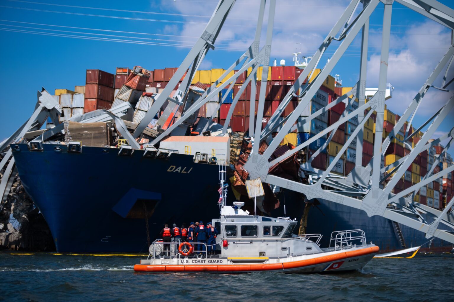 Denmark Issues Investigation Report: Loss of Maersk Supply Ships