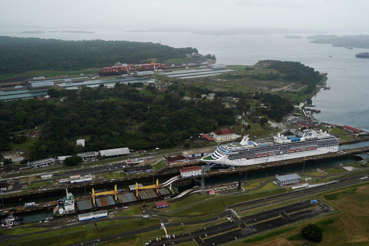 CK Hutchison’s Panama Port Concession Under Fire as $22.8B Deal Hangs ...