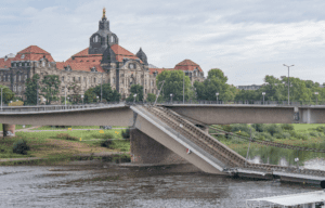 More Sections of Germany’s Carola Bridge in Dresden Collapse, Halting ...