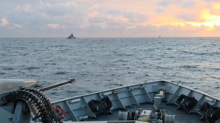 Royal Navy Shadows Russian Warships Through English Channel as Maritime ...