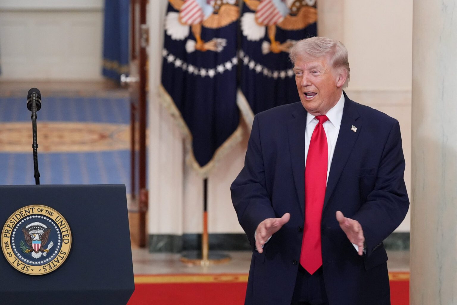 Trump Stirs Market, Political Angst With Vague Timeline for Iran