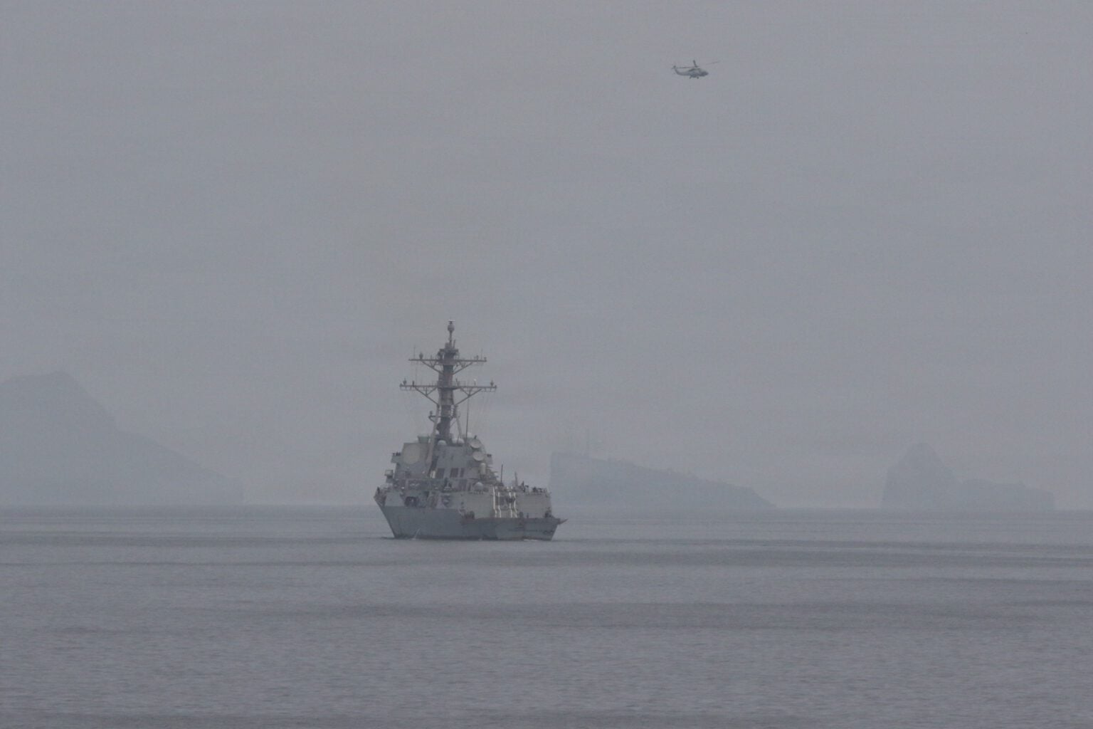 U.S. Pushes First Ships Through Hormuz Under ‘Project Freedom’ as Iran ...